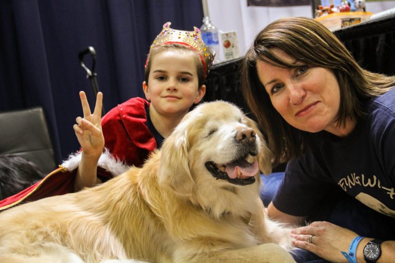 Amazing Smiley the Blind Therapy Dog brings Hope and Smiles to Millions.